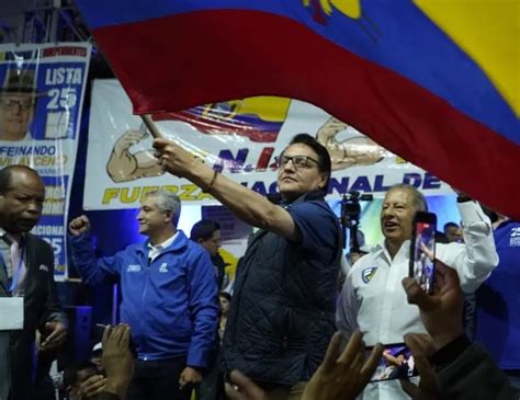Asesinato De Candidato Presidencia Fernando Villavicencio Golpea