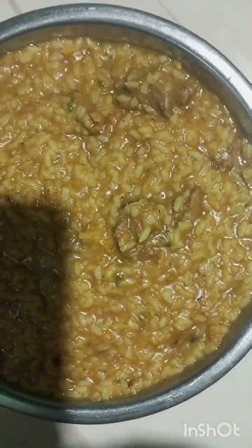 এই বৃষ্টির দিনে খিচুড়ি খাওয়ার মজাই আলাদাআর সাথে যদি থাকে এরকম