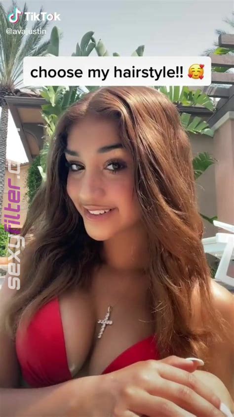 Sexy Ava Justin Shows Cleavage In Red Bikini Top At The Swimming Pool