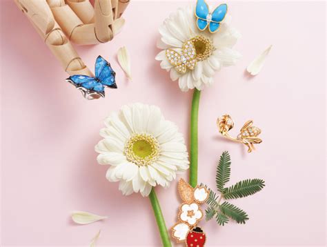 생동감 넘치는 봄 주얼리