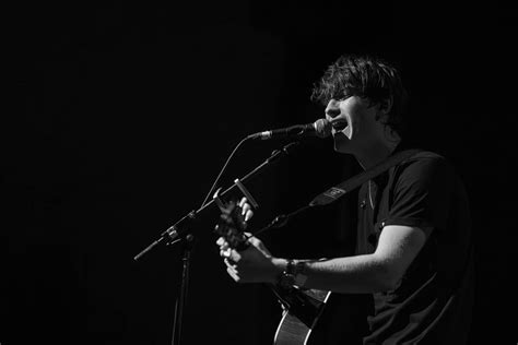 ALBUM REVIEW Waiting For The Rain By Andrew Cushin Upcoming Bands