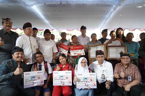 Berlangsung Hangat Dan Penuh Gelak Tawa Mensos Temui Kpm Pkh Bal