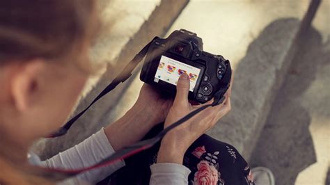 Kopen Canon Eos 250d Camerabehuizing Zwart — Canon Belgie Store