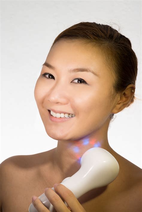 Joiè Lumi Oxy Your Personal Skin Care Therapy Device Available At