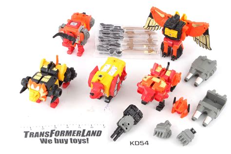 Complete Transformers® G1 Reissue Combiners T Set Only Predaking Sku 308657
