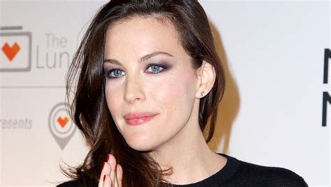 Лив Тайлър показа сина си Новини Woman Bg