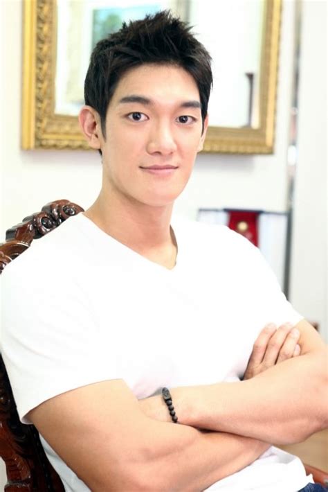 서울대 출신 근육남 박재민 무용과 교수 임용스포츠동아