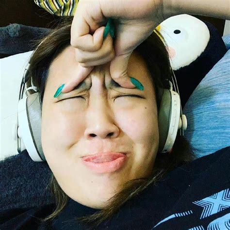 李泳知表情包 咏知啊 真的很可爱啊 谁还没看过虽然没准备什么菜 表情包 虽然没准备什么菜 新浪新闻
