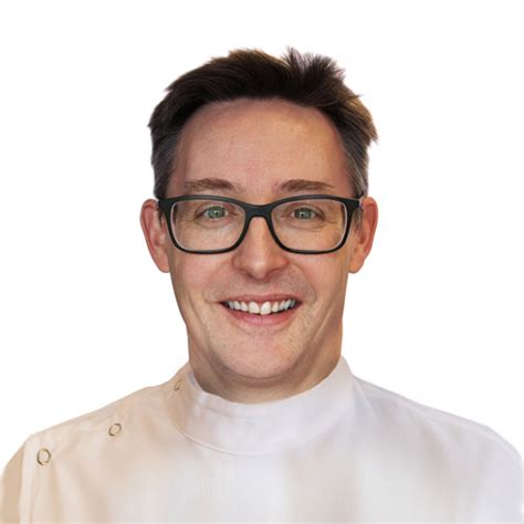 Dr James Van Den Berg Collins Street Specialist Centre