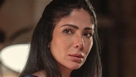 مي كساب تدافع عن مني زكي بنتنا نحطها في عينينا