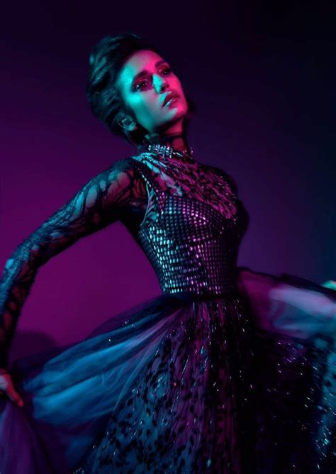 Nina Dobrev Hot 8 Photos TheFappening