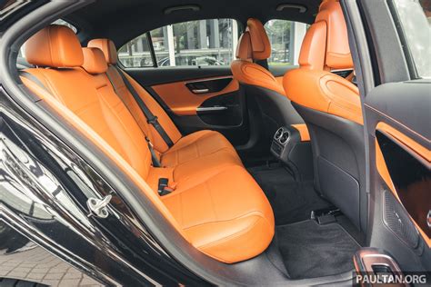Review 2022 Mercedes Benz C Class W206 C200 And C300 Amg Line