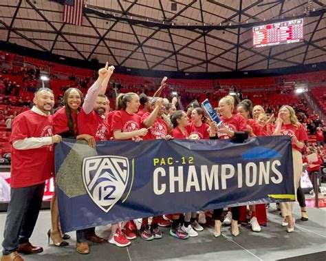 Game Recap No 8 Utes Win First Pac 12 Regular Season Title Defeat