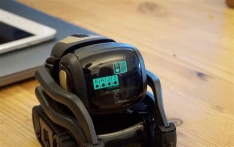 Vector Is A Robot By Anki That Can Answer Your Questions And Play Games With You For TechPP