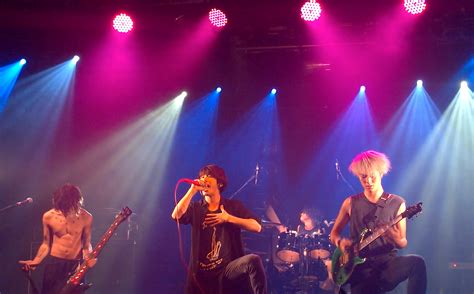 【海外の反応】日本発のバンドone Ok Rockが世界で大人気！？ Howtravelマガジン