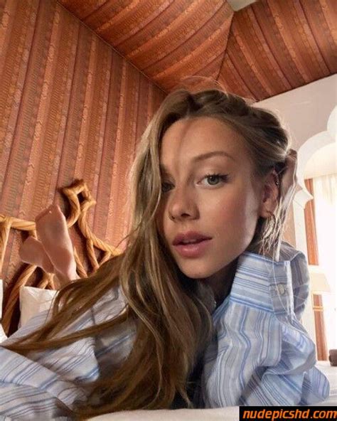 Ester Exposito Nude Photos And Porn Scenes Nudepicshd