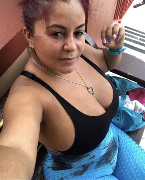 Estephania A Todos Le Da Vergüenza Estar Con Una Vieja Como Yo 😨💔💔
