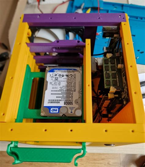 Free STL File Mini ITX NAS Case With Hotswap HDD Tray Template To