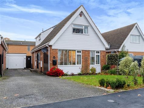 3 Bed Detached Bungalow For Sale In Peascliffe Drive Grantham Ng31