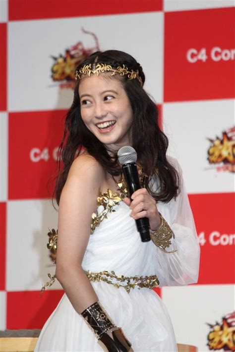 今田美桜、真っ白な女神風衣装で登場 放置された経験”は「会話。瞬時に追い付けない」 エンタメovo（オーヴォ）