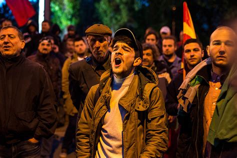 Шарена револуција 15 Окно мк