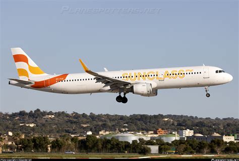 Oy Tce Sunclass Airlines Airbus A321 211wl Photo By Alexander Gill