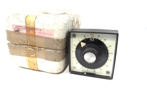 NEW AUTOMATIC TIMING CONTROLS 305E 021 A 1 0 PX TIMER 305E021A10PX SB Industrial Supply Inc