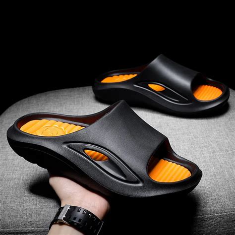 남성용 야외 캐쥬얼 슬리퍼 스포츠 비치 슈즈 야외 커플 슬리퍼 새로운 홈 미끄럼 방지 플립 플롭 디자이너 샌들 여름 Aliexpress