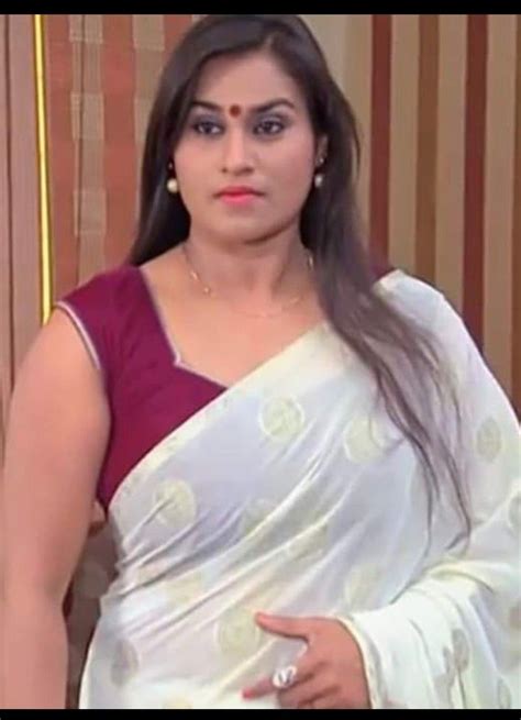 Pin On 10 Most Beautiful Women Fashion Saree Sari