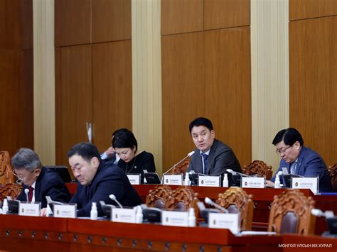 Чуулганы нэгдсэн хуралдаанаар Үндэсний баялгийн сангийн тухай хуулийн төслийг анхны хэлэлцүүлэгт