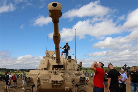 Dvids Images 2 12 Cavalry Regiment Soldiers Participate In Battle Of The Tanks Event In