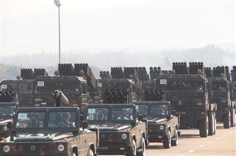 နိုင်ငံပိုင်လက်နက်နှင့် ဥပဒေအရ ကိုင်ခွင့်ရှိသူ၏ သေနတ်အား ခိုးယူ၊ ရောင