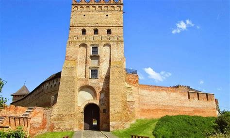 Замок Любарта | Castle, Landmarks, Building