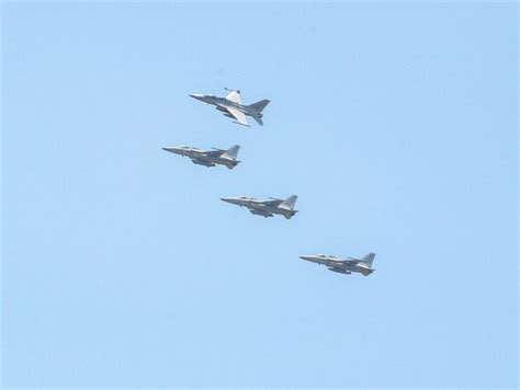 新聞 菲美軍事合作升級 空軍雷霆對抗演習33年後再登場 Military板 Disp Bbs