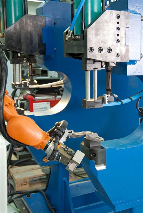 Needle Gripper Robots Automated Gripping Systems And Gripping