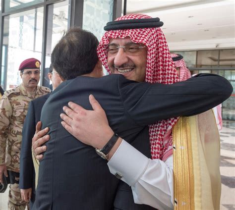 ولي العهد يقيم مأدبة غداء عمل للمبعوث الخاص للرئيس الصيني صحيفة مكة