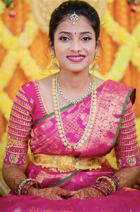 Pin By Godavari On Indian Bride Wedding Hairstyles For Medium Hair