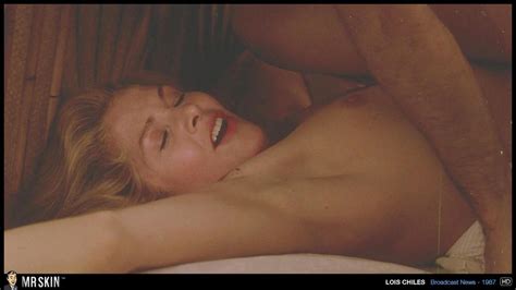 Nude And Noteworthy On Hulu Gone Girl The Sunlit Night Wild Things And More 111820