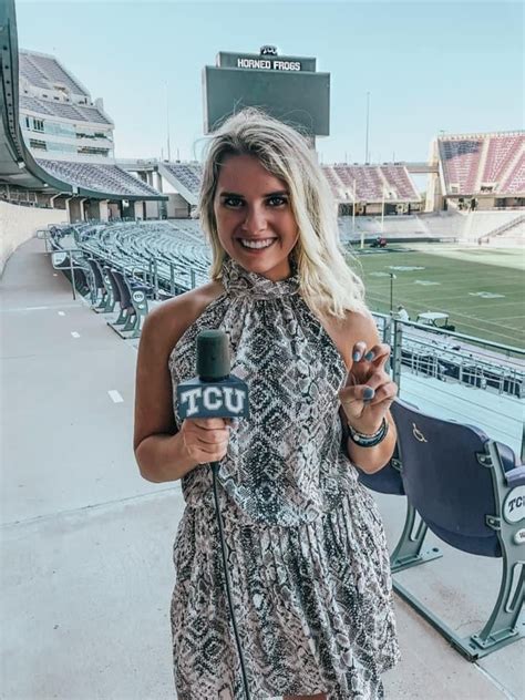 Lauren Cottrell Klbk Cbs 13 Lubbock Tx R Hot Reporters