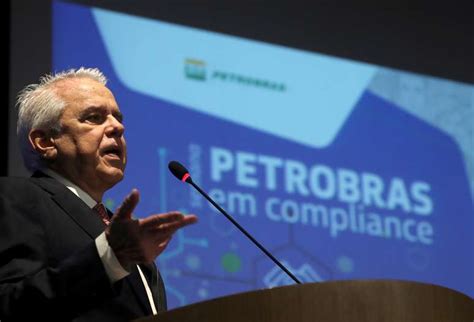 Criticada Por Bolsonaro Remuneração De Presidente Da Petrobrás Está