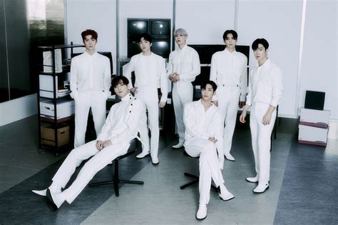 Sf9 팬덤십 10월 데뷔 아이돌 투표 1위데뷔 7주년 전광판 광고 예고