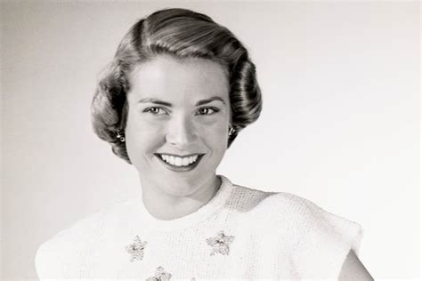 7 Facts About Hollywood Star Turned Real Life Princess Grace Kelly