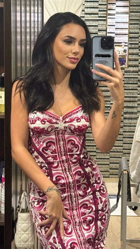 Bruna Biancardi Esbanja Beleza Vestido De R 14 Mil
