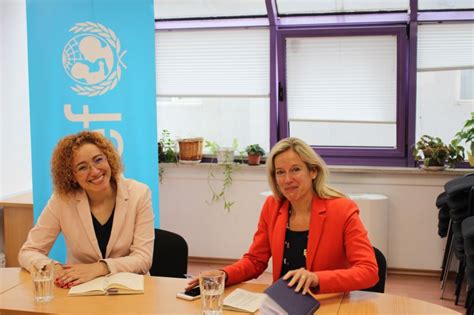 Политиките за децата и ролята на гражданските организации обсъдиха на среща днес нашият