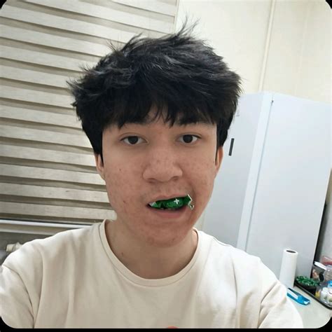 Создать мем людей бойфренд мальчик Картинки Meme