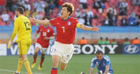 Jisung Park Hyundai Worldwide