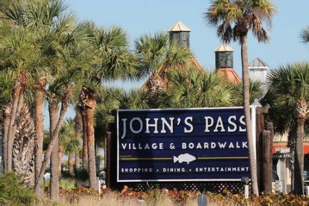 Shopping Johns Pass Village And Boardwalk