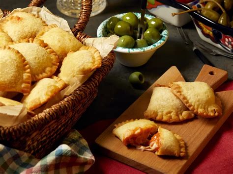 Mini Calzone Bites Gluten Free Product Schär