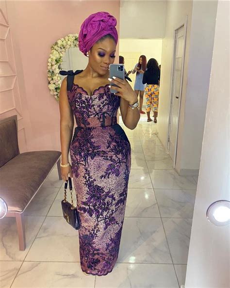 Pin By Busola On Aso Ebi Styles Nigerian Lace Styles Dress African Clothing Styles African