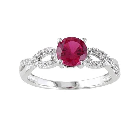 Aries Engagement Ring Styles By Zodiac Sign 2019 Popsugar Fashion